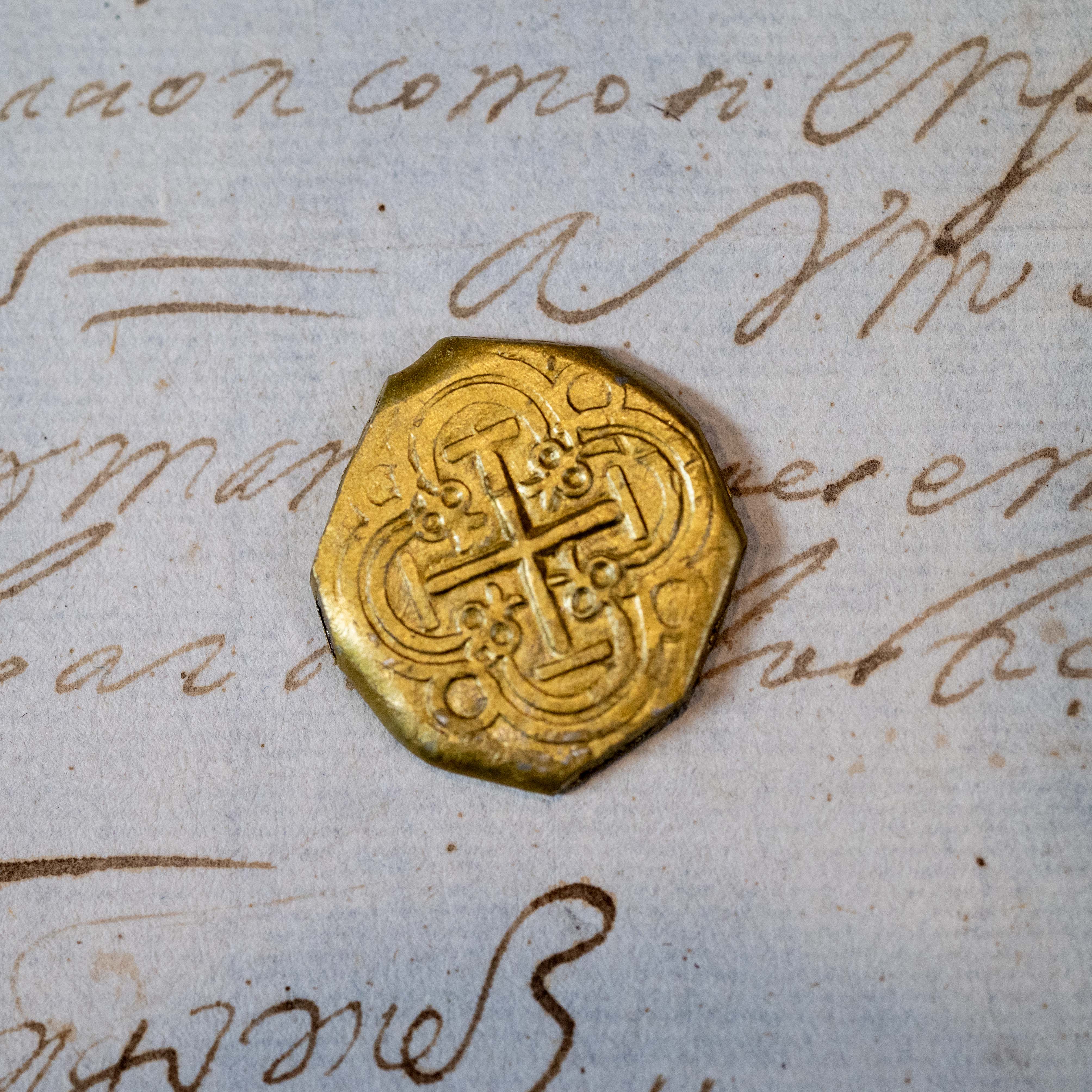 Fortune Token - 1700's Spanish Gold 2 Escudo Cob Coin - Blood & Pigment